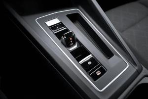 Синий Фольксваген Golf 8 2022 в Елгава, объемом двигателя 2.00 л и пробегом 136 тыс. км за 16800 €, фото 18 на AUTOMOTO.COM.LV