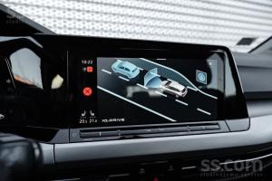 Синий Фольксваген Golf 8 2024 в Рига, объемом двигателя 1.50 л и пробегом 53 тыс. км за 24900 €, фото 16 на AUTOMOTO.COM.LV