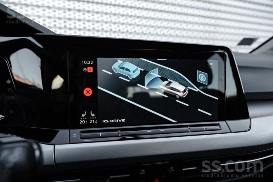Синий Фольксваген Golf 8 2024 в Рига, объемом двигателя 1.50 л и пробегом 53 тыс. км за 24900 €, фото 16 на AUTOMOTO.COM.LV