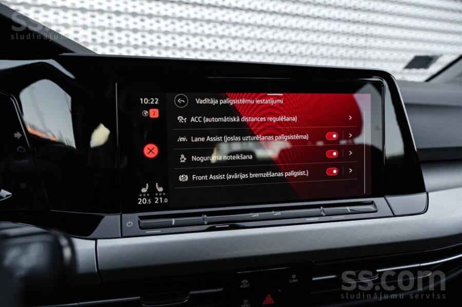 Синий Фольксваген Golf 8 2024 в Рига, объемом двигателя 1.50 л и пробегом 53 тыс. км за 24900 €, фото 17 на AUTOMOTO.COM.LV