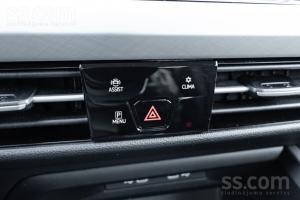 Синий Фольксваген Golf 8 2024 в Рига, объемом двигателя 1.50 л и пробегом 53 тыс. км за 24900 €, фото 20 на AUTOMOTO.COM.LV