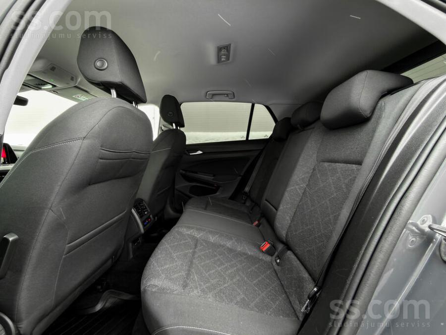Grey Volkswagen Golf VIII 2020 in Riga, with an engine capacity of 1.50 L and mileage of 0 thousand km for 16490 €, photo 17 on AUTOMOTO.COM.LV