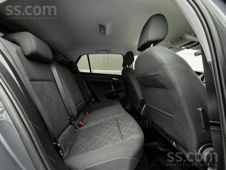 Grey Volkswagen Golf VIII 2020 in Riga, with an engine capacity of 1.50 L and mileage of 0 thousand km for 16490 €, photo 20 on AUTOMOTO.COM.LV