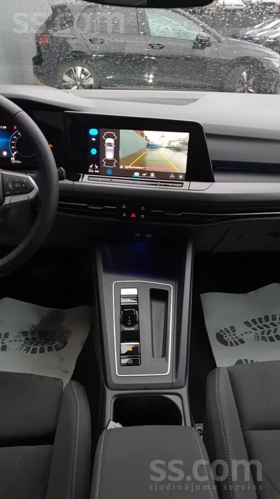 Pelēks Volkswagen Golf VIII 2020 Cēsis, ar dzinēja tilpumu 2.00 L un nobraukumu 104 tūkst. km par 23500 €, foto 7 vietnē AUTOMOTO.COM.LV