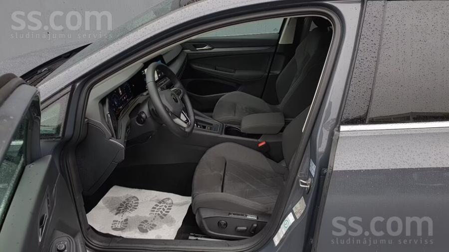 Pelēks Volkswagen Golf VIII 2020 Cēsis, ar dzinēja tilpumu 2.00 L un nobraukumu 104 tūkst. km par 23500 €, foto 8 vietnē AUTOMOTO.COM.LV