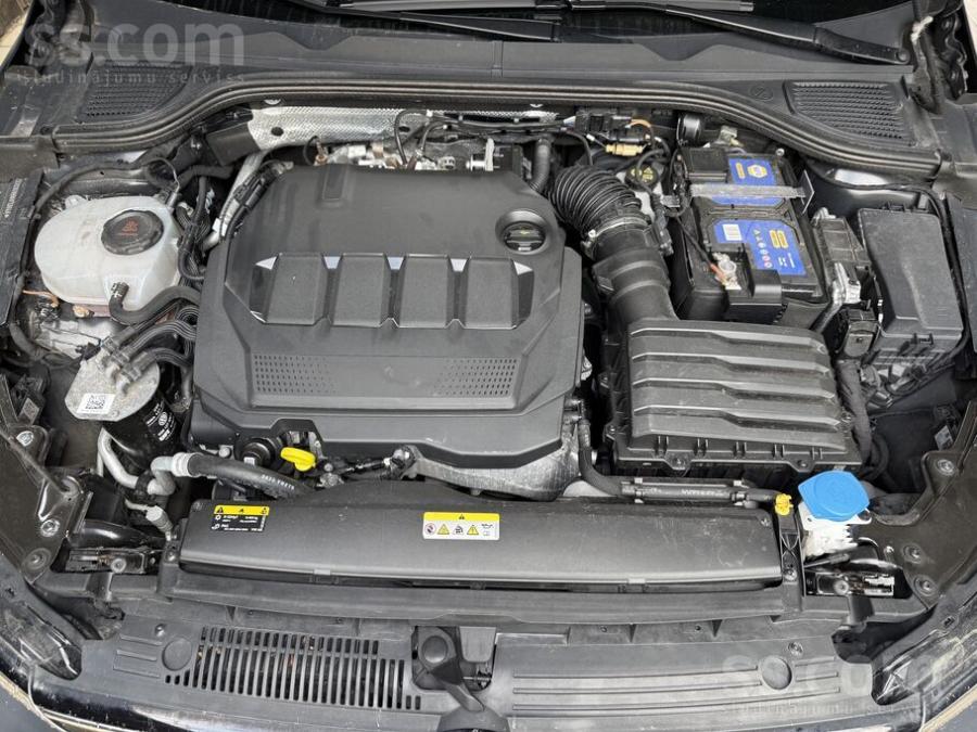 Pelēks Volkswagen Golf VIII 2020 Cēsis, ar dzinēja tilpumu 2.00 L un nobraukumu 104 tūkst. km par 23500 €, foto 20 vietnē AUTOMOTO.COM.LV