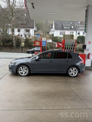 Pelēks Volkswagen Golf VIII 2020 Cēsis, ar dzinēja tilpumu 2.00 L un nobraukumu 104 tūkst. km par 23500 €, foto 22 vietnē AUTOMOTO.COM.LV