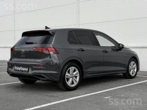 Pelēks Volkswagen Golf VIII 2020 Rīga, ar dzinēja tilpumu 1.50 L un nobraukumu 0 tūkst. km par 16490 €, foto 3 vietnē AUTOMOTO.COM.LV