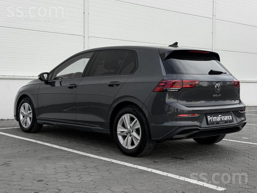 Pelēks Volkswagen Golf VIII 2020 Rīga, ar dzinēja tilpumu 1.50 L un nobraukumu 0 tūkst. km par 16490 €, foto 5 vietnē AUTOMOTO.COM.LV