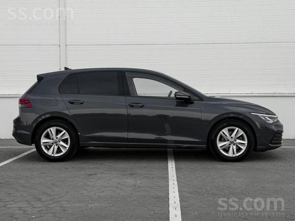 Grey Volkswagen Golf VIII 2020 in Riga, with an engine capacity of 1.50 L and mileage of 0 thousand km for 16490 €, photo 8 on AUTOMOTO.COM.LV