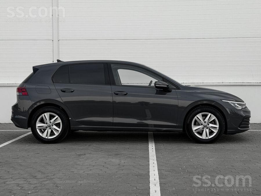 Pelēks Volkswagen Golf VIII 2020 Rīga, ar dzinēja tilpumu 1.50 L un nobraukumu 0 tūkst. km par 16490 €, foto 9 vietnē AUTOMOTO.COM.LV
