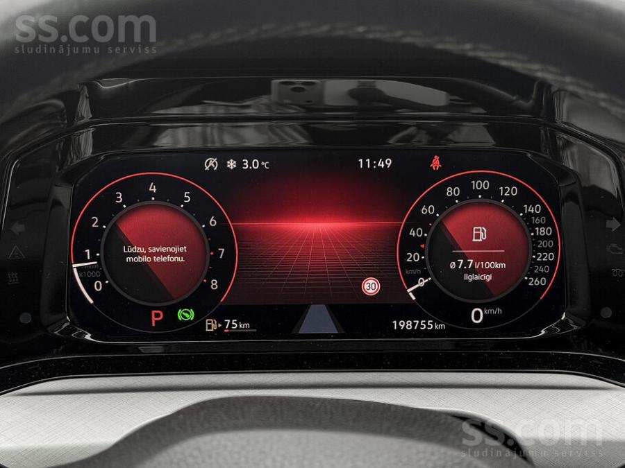 Pelēks Volkswagen Golf VIII 2020 Rīga, ar dzinēja tilpumu 1.50 L un nobraukumu 0 tūkst. km par 16490 €, foto 24 vietnē AUTOMOTO.COM.LV
