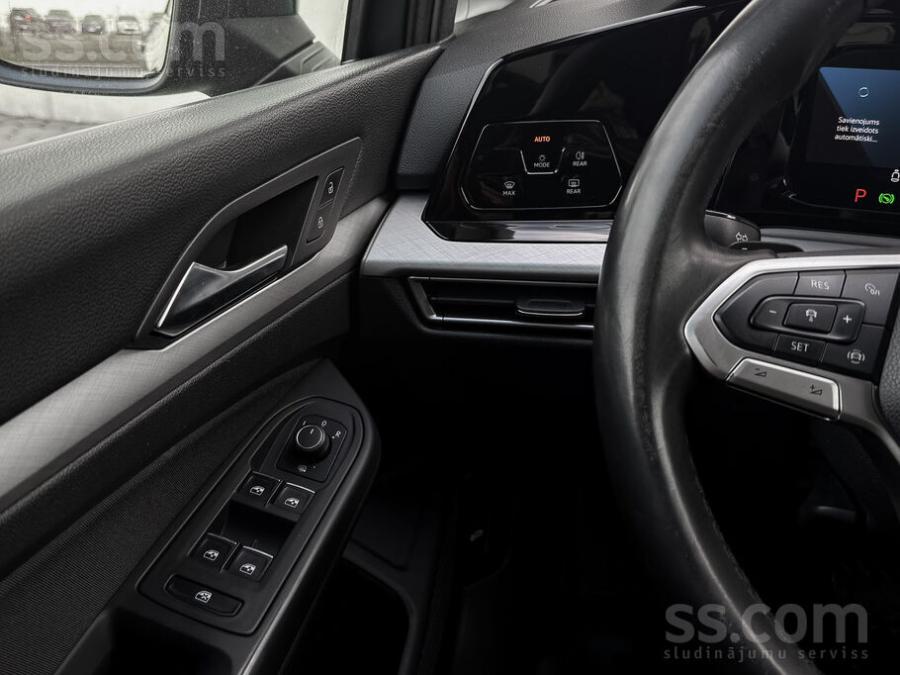 Pelēks Volkswagen Golf VIII 2020 Rīga, ar dzinēja tilpumu 1.50 L un nobraukumu 0 tūkst. km par 16490 €, foto 31 vietnē AUTOMOTO.COM.LV