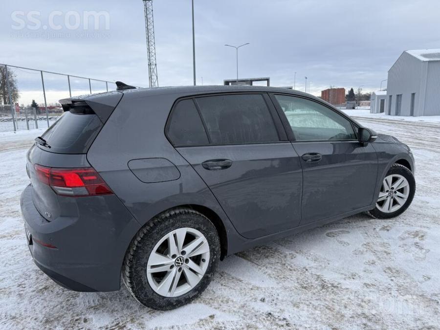 Серый Фольксваген Golf 8 2020 в Валмиера, объемом двигателя 1.40 л и пробегом 199 тыс. км за 15200 €, фото 4 на AUTOMOTO.COM.LV