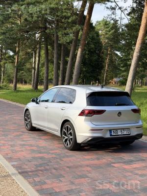 Серый Фольксваген Golf 8 2020 в Вентспилс, объемом двигателя 1.50 л и пробегом 78 тыс. км за 17500 €, фото 4 на AUTOMOTO.COM.LV