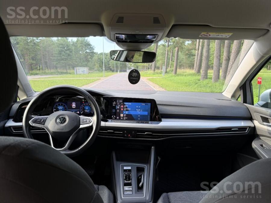 Серый Фольксваген Golf 8 2020 в Вентспилс, объемом двигателя 1.50 л и пробегом 78 тыс. км за 17500 €, фото 7 на AUTOMOTO.COM.LV