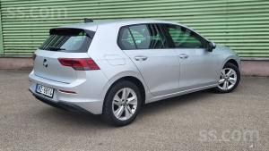 Pelēks Volkswagen Golf VIII 2021 Rīga, ar dzinēja tilpumu 1.50 L un nobraukumu 60 tūkst. km par 15900 €, foto 14 vietnē AUTOMOTO.COM.LV