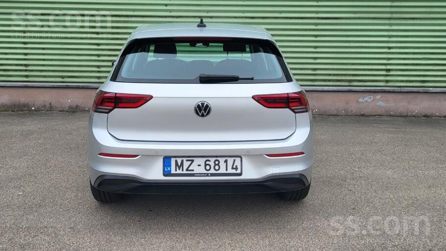 Pelēks Volkswagen Golf VIII 2021 Rīga, ar dzinēja tilpumu 1.50 L un nobraukumu 60 tūkst. km par 15900 €, foto 15 vietnē AUTOMOTO.COM.LV