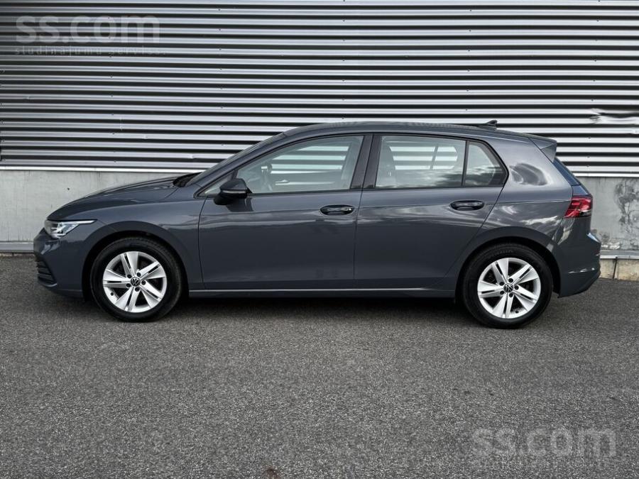 Pelēks Volkswagen Golf VIII 2021 Rīga, ar dzinēja tilpumu 1.00 L un nobraukumu 132 tūkst. km par 14900 €, foto 3 vietnē AUTOMOTO.COM.LV