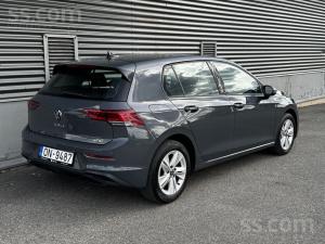 Pelēks Volkswagen Golf VIII 2021 Rīga, ar dzinēja tilpumu 1.00 L un nobraukumu 132 tūkst. km par 14900 €, foto 6 vietnē AUTOMOTO.COM.LV