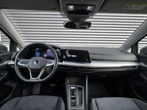 Pelēks Volkswagen Golf VIII 2021 Rīga, ar dzinēja tilpumu 1.00 L un nobraukumu 132 tūkst. km par 14900 €, foto 14 vietnē AUTOMOTO.COM.LV