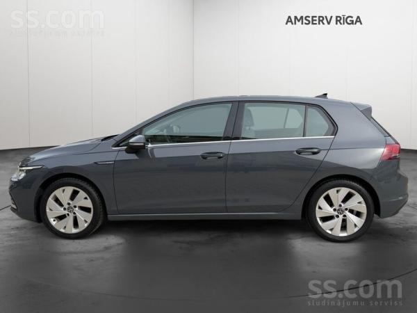 Volkswagen Golf VIII 2021 Rīga vietnē Pelēks Volkswagen Golf VIII 2021 Rīga, ar dzinēja tilpumu 1.50 L un nobraukumu 108 tūkst. km par 19900 €, foto 4 vietnē AUTOMOTO.COM.LV