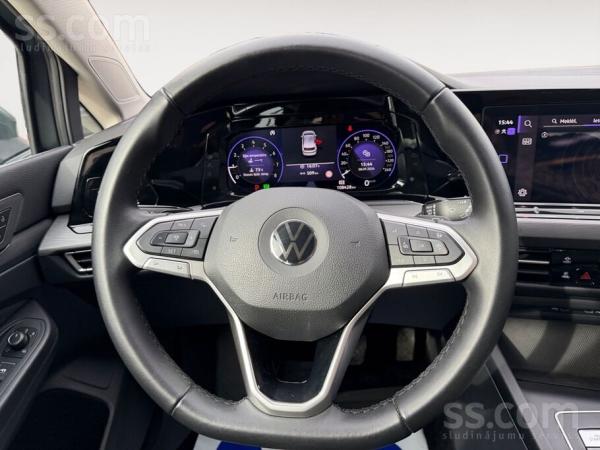 Volkswagen Golf VIII 2021 Rīga vietnē Pelēks Volkswagen Golf VIII 2021 Rīga, ar dzinēja tilpumu 1.50 L un nobraukumu 108 tūkst. km par 19900 €, foto 10 vietnē AUTOMOTO.COM.LV