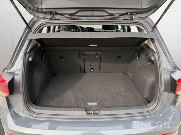 Volkswagen Golf VIII 2021 Rīga vietnē Pelēks Volkswagen Golf VIII 2021 Rīga, ar dzinēja tilpumu 1.50 L un nobraukumu 108 tūkst. km par 19900 €, foto 11 vietnē AUTOMOTO.COM.LV
