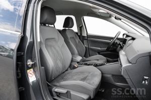 Pelēks Volkswagen Golf VIII 2022 Rīga, ar dzinēja tilpumu 1.40 L un nobraukumu 112 tūkst. km par 20100 €, foto 8 vietnē AUTOMOTO.COM.LV