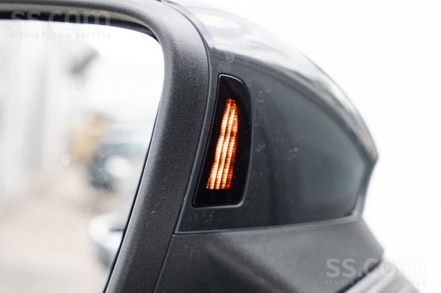 Pelēks Volkswagen Golf VIII 2022 Rīga, ar dzinēja tilpumu 1.40 L un nobraukumu 112 tūkst. km par 20100 €, foto 13 vietnē AUTOMOTO.COM.LV