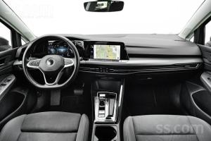 Pelēks Volkswagen Golf VIII 2022 Rīga, ar dzinēja tilpumu 1.40 L un nobraukumu 112 tūkst. km par 20100 €, foto 33 vietnē AUTOMOTO.COM.LV