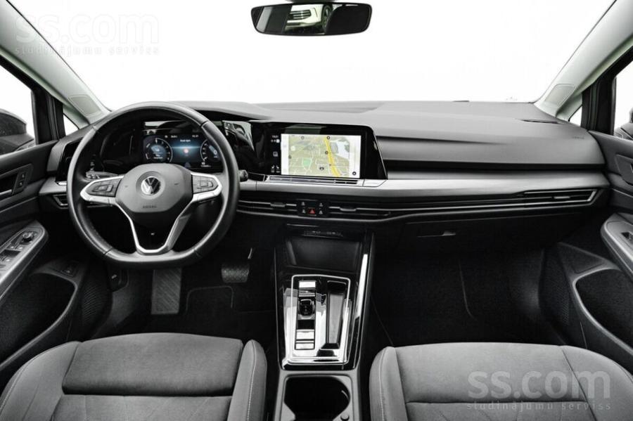 Pelēks Volkswagen Golf VIII 2022 Rīga, ar dzinēja tilpumu 1.40 L un nobraukumu 112 tūkst. km par 20100 €, foto 33 vietnē AUTOMOTO.COM.LV