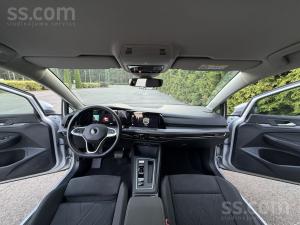 Grey Volkswagen Golf VIII 2022 in Riga, with an engine capacity of 1.50 L and mileage of 55 thousand km for 19900 €, photo 14 on AUTOMOTO.COM.LV