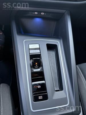 Grey Volkswagen Golf VIII 2022 in Riga, with an engine capacity of 1.50 L and mileage of 55 thousand km for 19900 €, photo 20 on AUTOMOTO.COM.LV