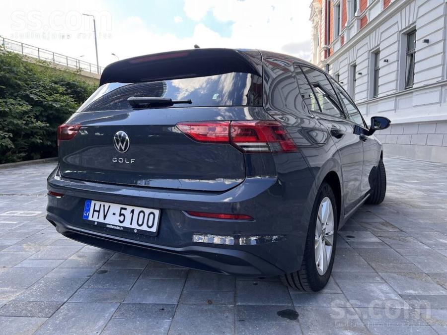 Серый Фольксваген Golf 8 2022 в Рига, объемом двигателя 1.50 л и пробегом 35 тыс. км за 18100 €, фото 7 на AUTOMOTO.COM.LV