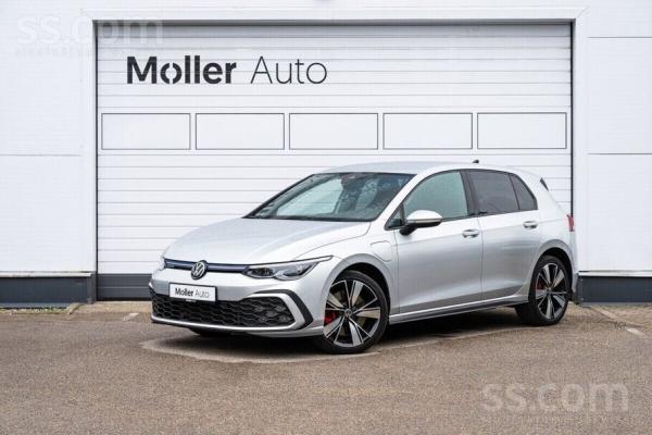 Pelēks Volkswagen Golf VIII 2022 Rīga, ar dzinēja tilpumu 1.40 L un nobraukumu 121 tūkst. km par 19250 €, foto  vietnē AUTOMOTO.COM.LV