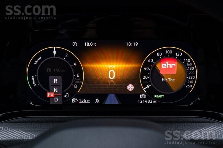 Pelēks Volkswagen Golf VIII 2022 Rīga, ar dzinēja tilpumu 1.40 L un nobraukumu 121 tūkst. km par 19250 €, foto 24 vietnē AUTOMOTO.COM.LV
