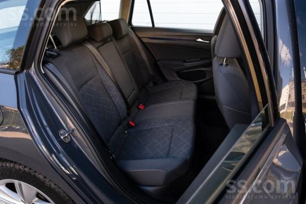 Volkswagen Golf VIII 2022 Rīga vietnē Pelēks Volkswagen Golf VIII 2022 Rīga, ar dzinēja tilpumu 1.50 L un nobraukumu 114 tūkst. km par 17950 €, foto 9 vietnē AUTOMOTO.COM.LV