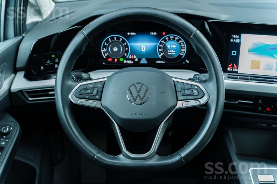 Pelēks Volkswagen Golf VIII 2024 Rīga, ar dzinēja tilpumu 1.50 L un nobraukumu 52 tūkst. km par 21900 €, foto 29 vietnē AUTOMOTO.COM.LV