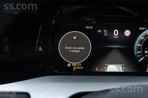 Pelēks Volkswagen Golf VIII 2024 Rīga, ar dzinēja tilpumu 1.50 L un nobraukumu 34 tūkst. km par 22900 €, foto 12 vietnē AUTOMOTO.COM.LV