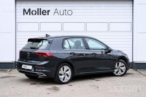 Grey Volkswagen Golf VIII 2024 in Riga, with an engine capacity of 1.50 L and mileage of 41 thousand km for 21650 €, photo 4 on AUTOMOTO.COM.LV