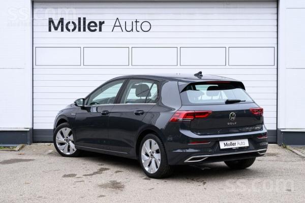 Grey Volkswagen Golf VIII 2024 in Riga, with an engine capacity of 1.50 L and mileage of 41 thousand km for 21650 €, photo 5 on AUTOMOTO.COM.LV