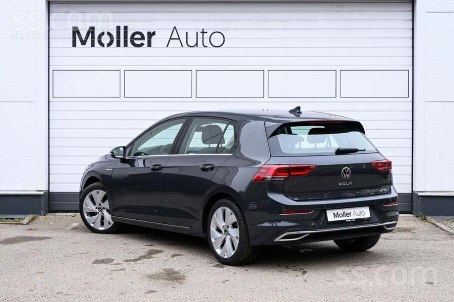 Grey Volkswagen Golf VIII 2024 in Riga, with an engine capacity of 1.50 L and mileage of 41 thousand km for 21650 €, photo 5 on AUTOMOTO.COM.LV