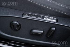 Grey Volkswagen Golf VIII 2024 in Riga, with an engine capacity of 1.50 L and mileage of 41 thousand km for 21650 €, photo 19 on AUTOMOTO.COM.LV