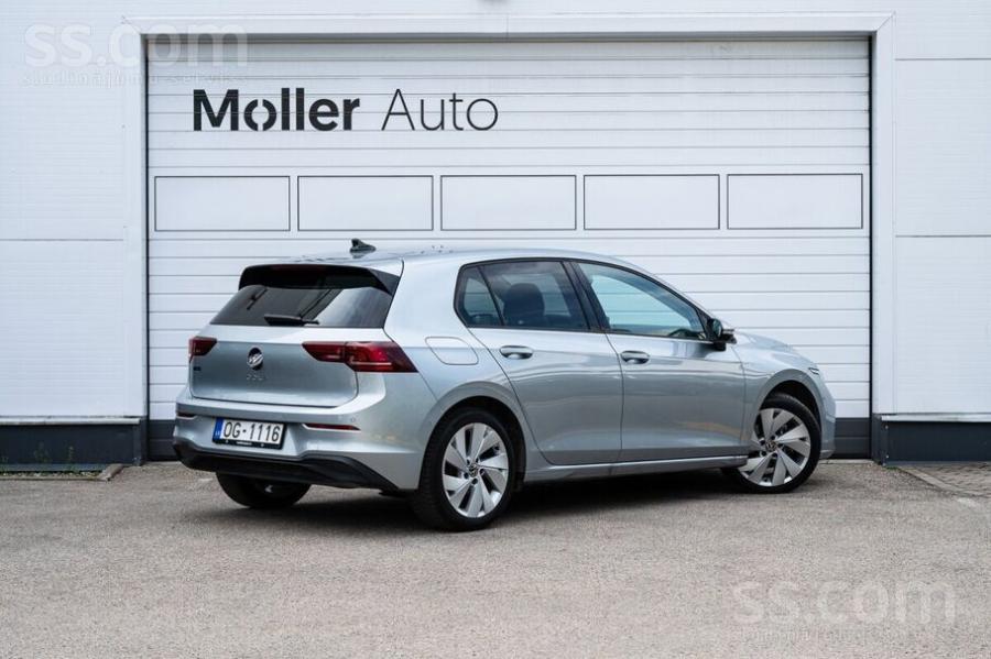 Pelēks Volkswagen Golf VIII 2025 Rīga, ar dzinēja tilpumu 2.00 L un nobraukumu 27 tūkst. km par 28750 €, foto 5 vietnē AUTOMOTO.COM.LV