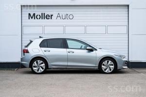 Pelēks Volkswagen Golf VIII 2025 Rīga, ar dzinēja tilpumu 2.00 L un nobraukumu 27 tūkst. km par 28750 €, foto 6 vietnē AUTOMOTO.COM.LV