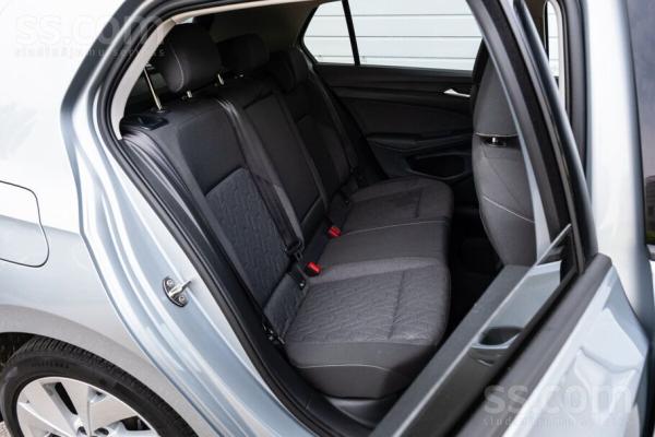 Grey Volkswagen Golf VIII 2025 in Riga, with an engine capacity of 2.00 L and mileage of 27 thousand km for 28750 €, photo 7 on AUTOMOTO.COM.LV
