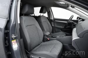 Серый Фольксваген Golf 8 2025 в Рига, объемом двигателя 1.00 л и пробегом 13 тыс. км за 23450 €, фото 7 на AUTOMOTO.COM.LV