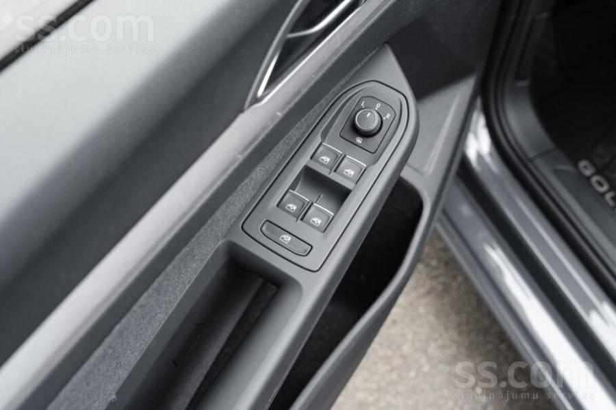 Серый Фольксваген Golf 8 2025 в Рига, объемом двигателя 1.00 л и пробегом 13 тыс. км за 23450 €, фото 10 на AUTOMOTO.COM.LV