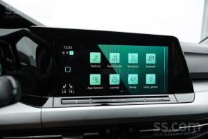 Серый Фольксваген Golf 8 2025 в Рига, объемом двигателя 1.00 л и пробегом 13 тыс. км за 23450 €, фото 20 на AUTOMOTO.COM.LV